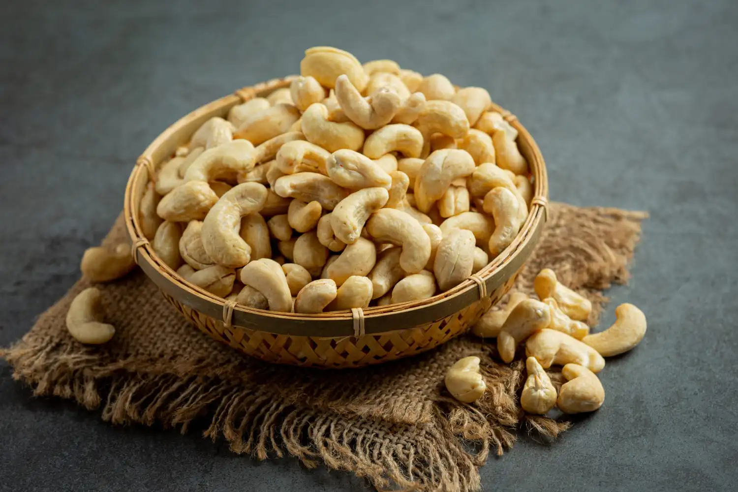 9 Fakta Menarik dari Kacang Mede - Arummi