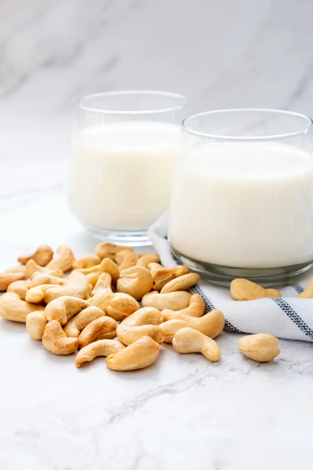 Benefits of Cashew Milk for Bone Health - Arummi