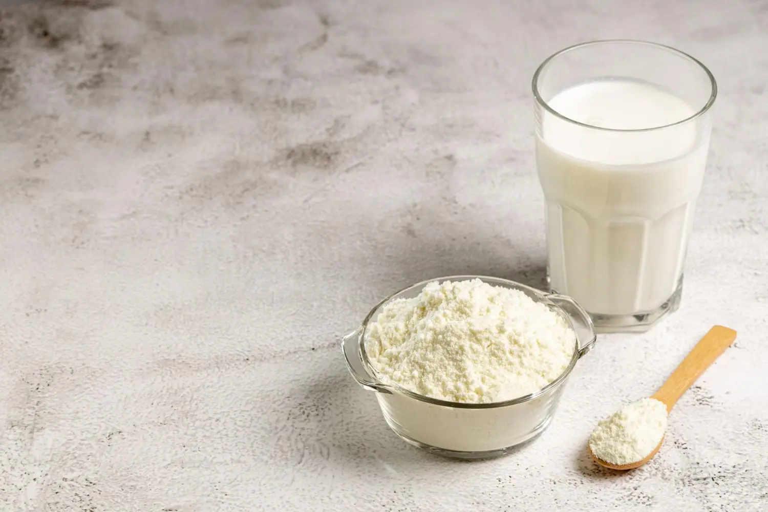 Powdered Milk - Specialty, Advantages, and Disadvantages? - Arummi